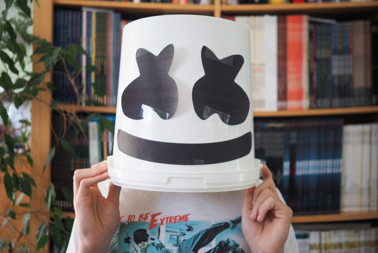 DIY costume DJ Marshmello - casque Halloween | Merci pour le chocolat