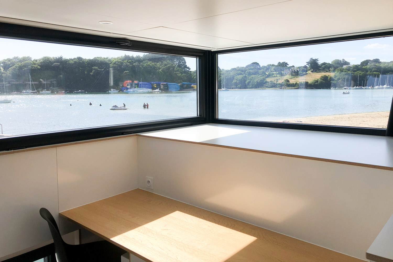 SELLOR – LODGE BOAT FLEUR D’Ô GUIDEL PLAGE – hébergement insolite sur l ...