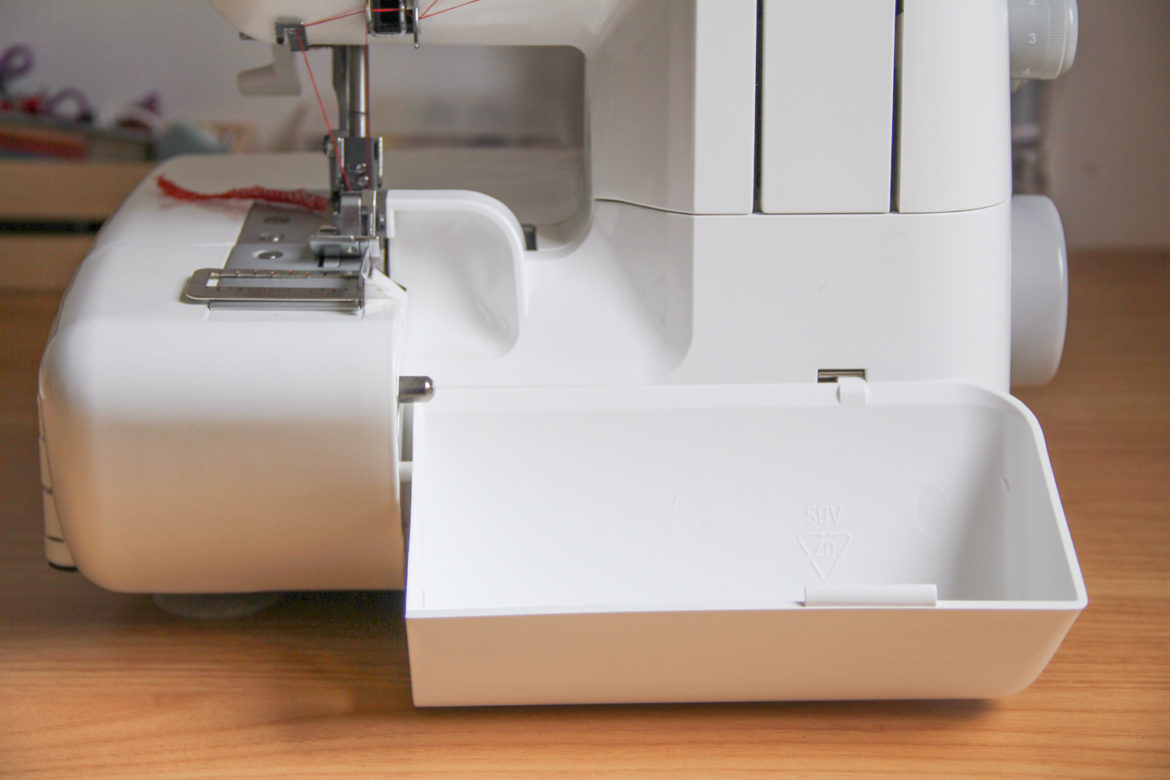 J’ai testé la surjeteuse Amber S100 Husqvarna Viking | Merci pour le ...